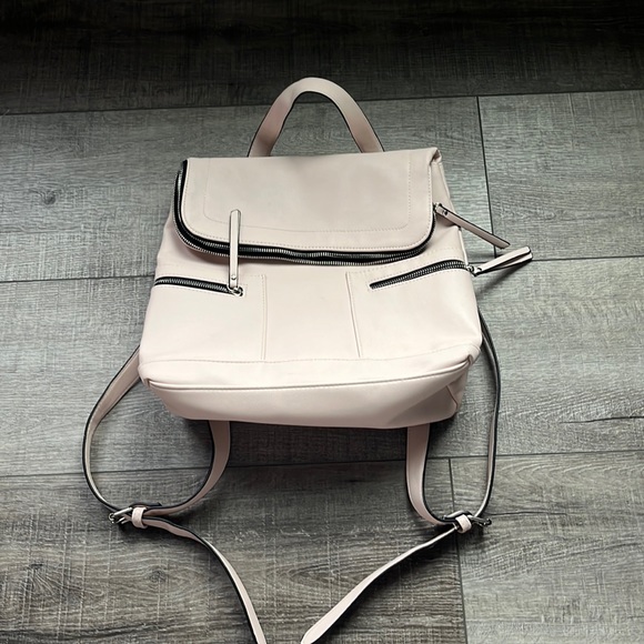 Mossimo Supply Co. | Bags | Mossimo Light Pink And Black Backpack ...